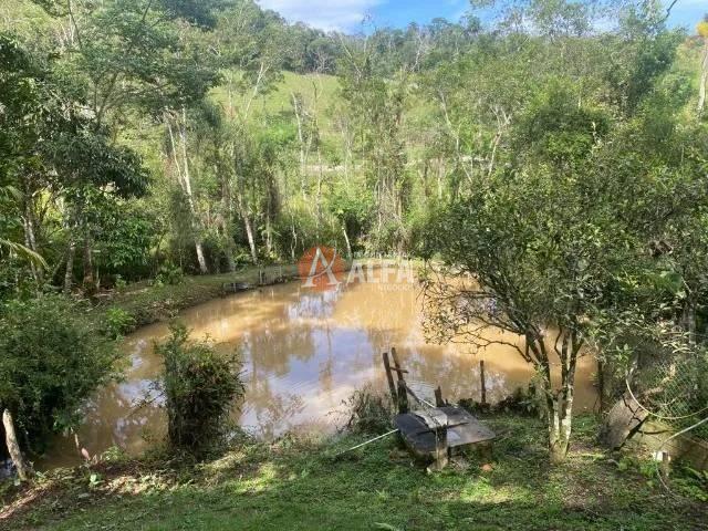 Chácara em Da Capelinha, Cotia/SP de 3800m² 3 quartos à venda por R$ 359.900,00