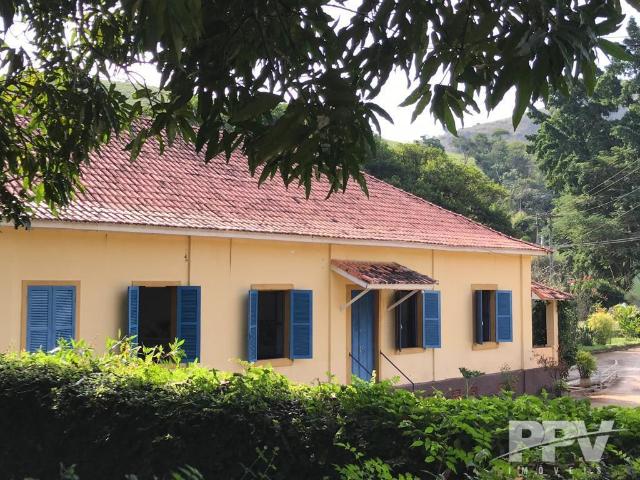 Chácara em Euclidelândia, Cantagalo/RJ de 85m² 5 quartos à venda por R$ 3.299.900,00