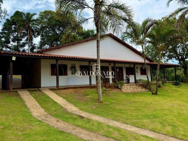 Chácara em Extrema Mg Com 6 dormitórios com Piscina e espaço Goumert 2.400m