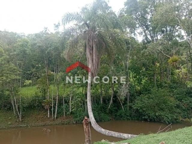 Chácara em Estrada Caulim Barnabés Juquitiba/SP