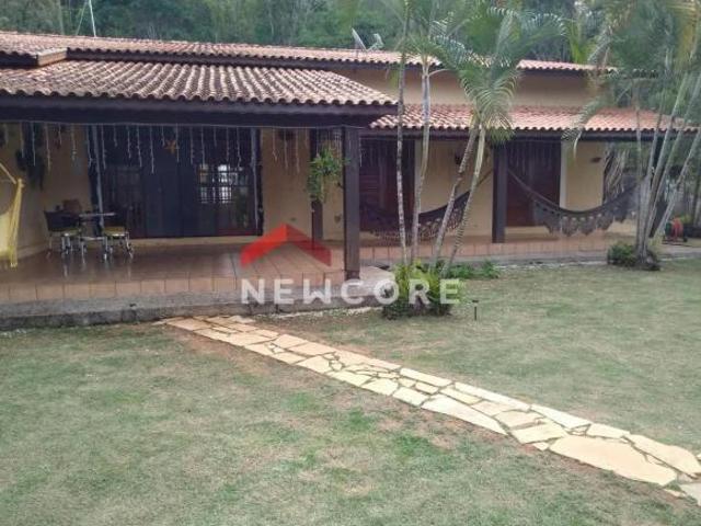 Chácara em Estrada Municipal José Benedito de Oliveira Freitas São José dos Campos/SP