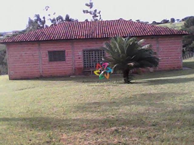 Chácara em fase acabamento em vertentes das Águas