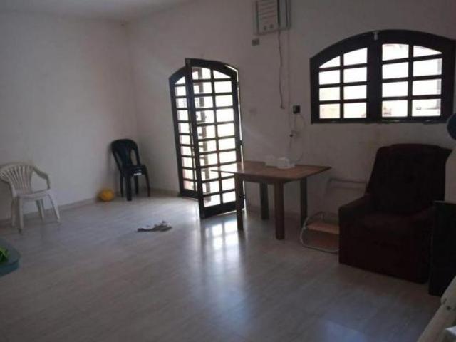 Chácara em Itanhaem, 576m2, 3 dorms, 1 suíte, 2 vagas, piscina, aceita permuta