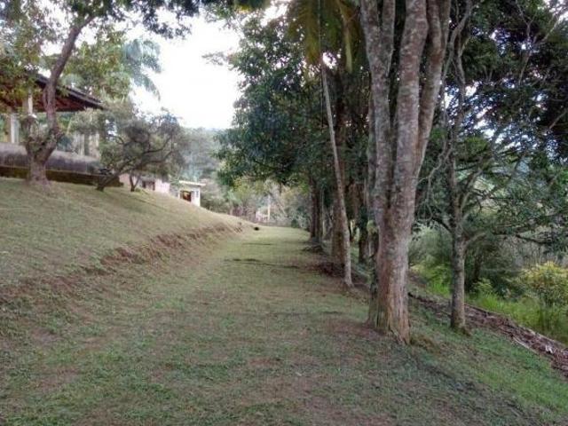 Chácara em Igaratá, 30.000 m², 3 dorm, piscina, churrasqueira, documentação Ok