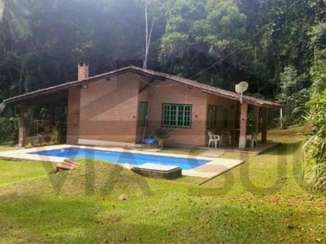 Chácara em Juquitiba/SP  Chácara à venda em Juquitiba