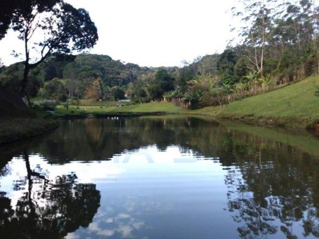 Chácara em Juquitiba/SP  Chácara à venda em Juquitiba
