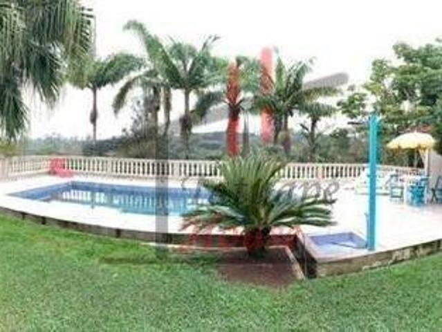 Chácara em Jardim Aracy