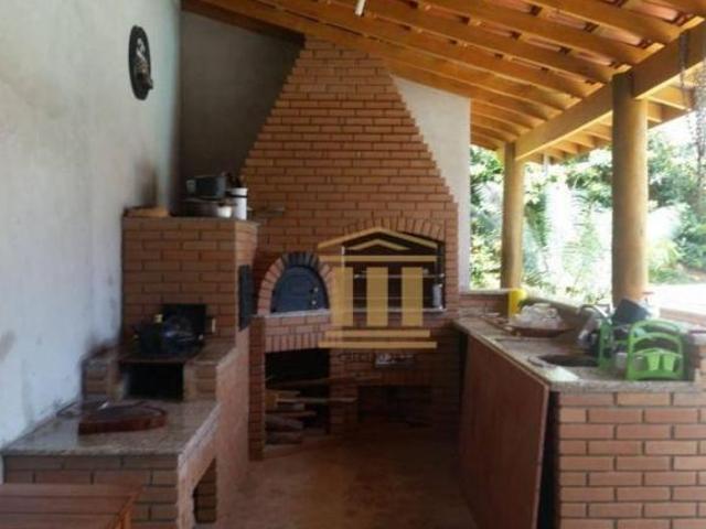 Chácara em Jardim Bela Vista, São José dos Campos/SP de 425m² 3 quartos à venda por R$ 1.168.000,00