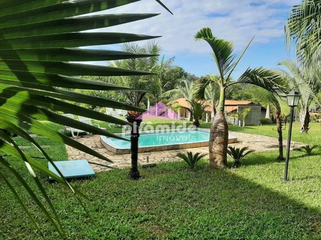 Chácara em Jardim Bela Vista, São José dos Campos/SP de 10m² 3 quartos à venda por R$ 1.699.900,00