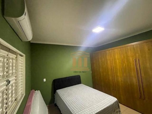 Chácara em Jardim Bela Vista, São José dos Campos/SP de 200m² 2 quartos à venda por R$ 600.000,00