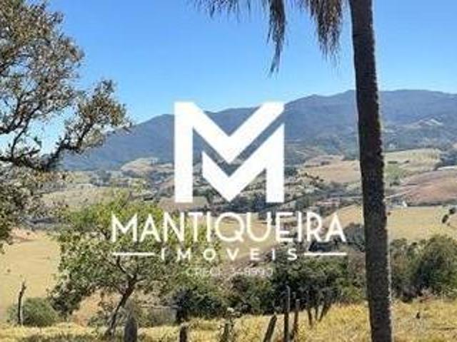 Chácara em Joanópolis com vista cinematográfica