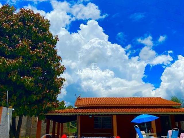 CHÁCARA EM PEDRA BELA SP À VENDA 2.000 METROS COM PISCINA