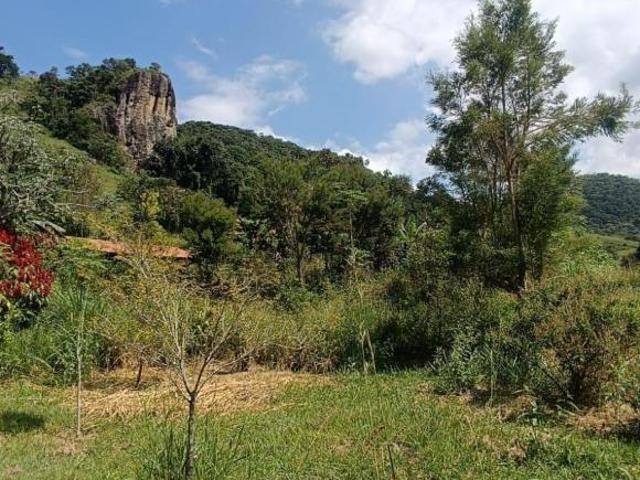 Chácara em Pinda perto das cachoeiras e falésias