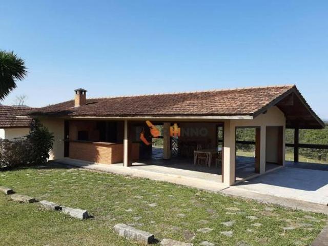 Chácara em Piraquara Com Vista Para a Represa