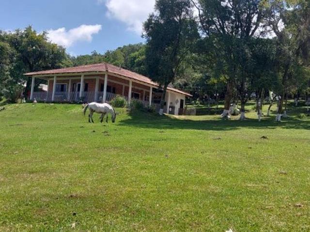 Chacara em Quitandinha com 17.500 M² Bairro Rural Quebra Joelho