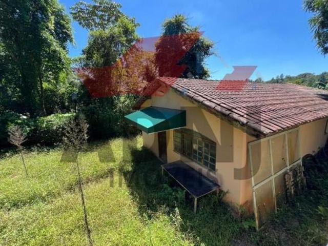 Chácara em São Lourenço da Serra com duas casas