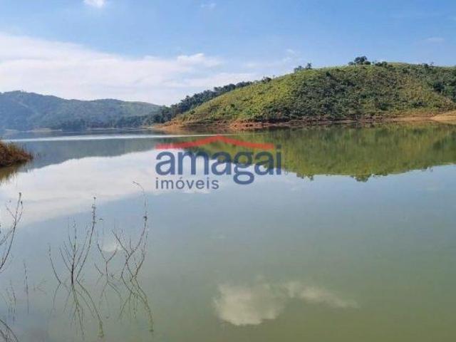 Chacara em Santa Branca Funil