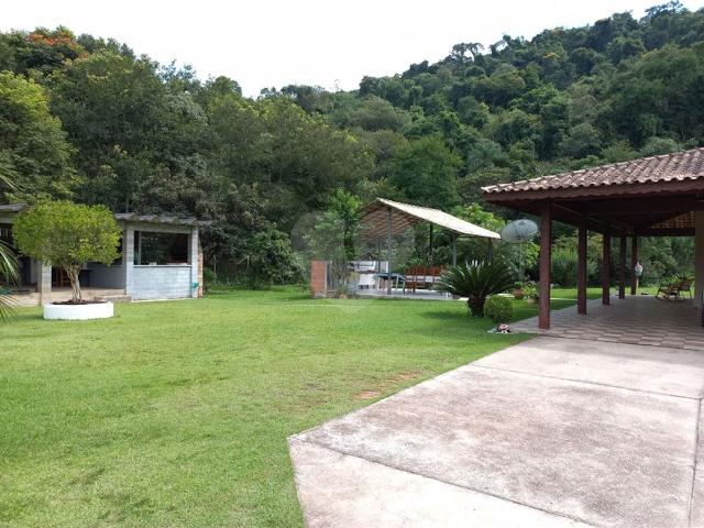 Chácara em Santa Clara, Jundiaí/SP de 310m² 3 quartos à venda por R$ 3.199.000,00