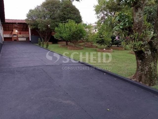 Chácara em Tatuí com 3 Quartos, Piscina e Pomar 2.000 m² de terreno