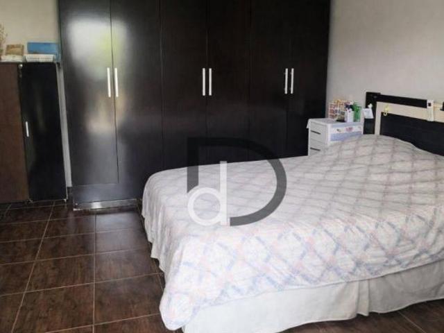 Chácara em Valinhos à venda no Vale Verde, com 2 casas no terreno