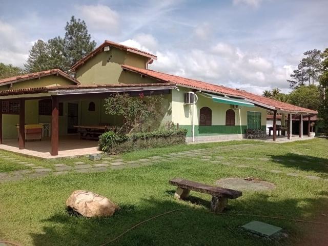 Chácara em Zona Rural, Piraí/RJ de 261m² 6 quartos à venda por R$ 799.900,00