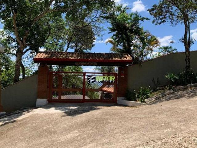 Chácara Encantadora no Condomínio Santa Maria do Laranjal – Atibaia/SP