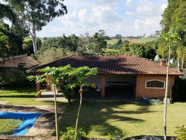Chácara encantadora em condomínio em Ibiúna, disponivel para venda ou locação