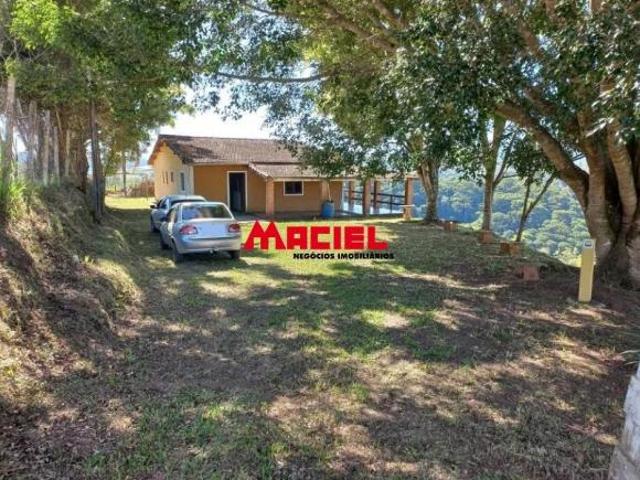 Chácara Escriturada em Paraibuna 4.610 m² Vista para a represa