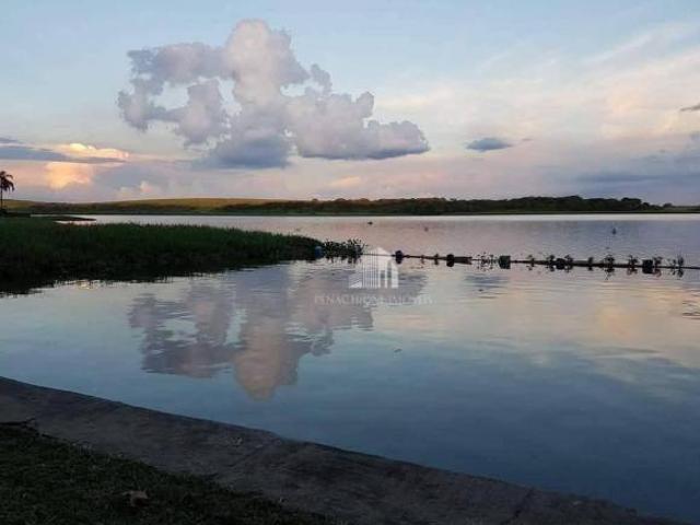 Chácara fundo com a represa dentro da cidade de Ameriana SP | Ampla área de lazer e mais de 3.000m