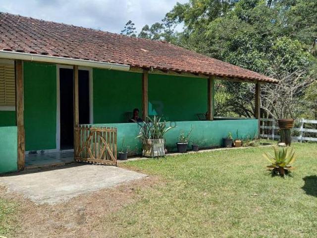 CHÁCARA FORMADA COM NASCENTE E LAGO NO PARAIBUNA EM CUNHA SP