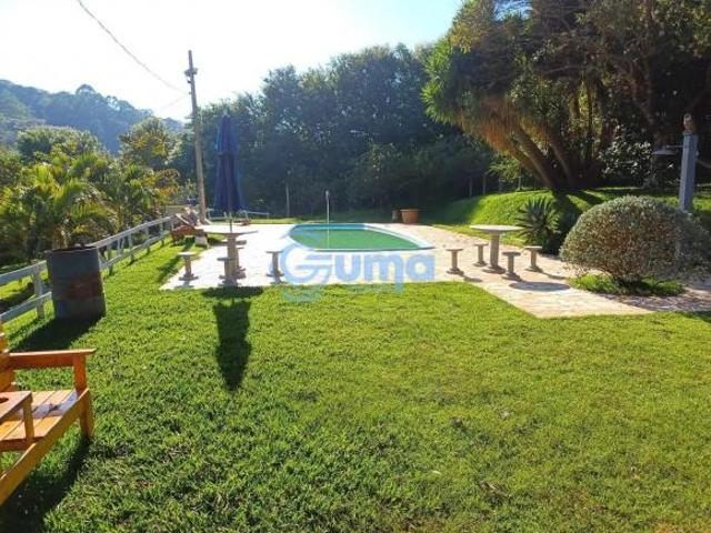 Chácara formada à venda, com piscina, no bairro dos Limas, próximo ao santuário da pedra, em Pedra