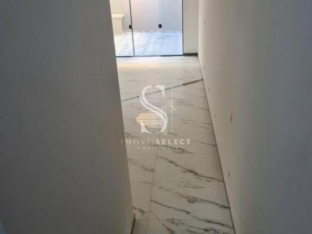 Chácara Inglesa Sobrado com 170m2, 3 dormitórios e 1 suíte