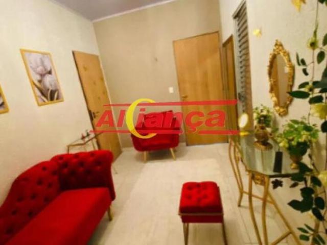 Chácara l Comercial ou Residencial: Casa Versátil com Estrutura Completa