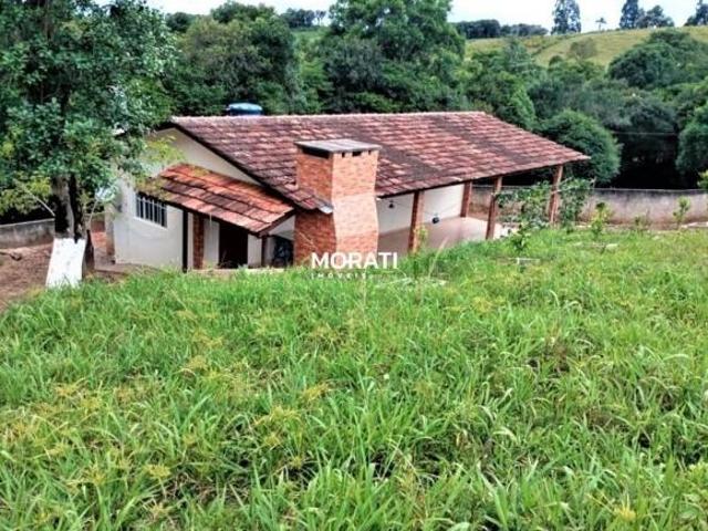 Chácara linda com casa de 90m² em alvenaria Mandirituba