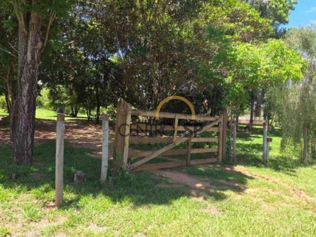 Chácara para venda com 5000 m² e 3 quartos a 15 minutos de Bauru SP