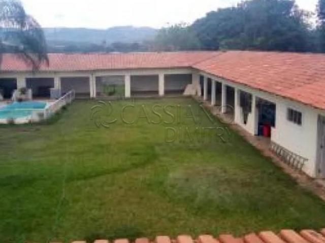 Chácara para venda e locação de 600m² | 09 dormitórios, 04 banheiros e 10 vagas de garagem | Jardim