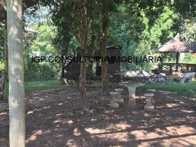 Chácara para venda em Colinas Do Mosteiro De Itaici de 191.00m² com 3 Quartos, 1 Suite e 2 Garagens