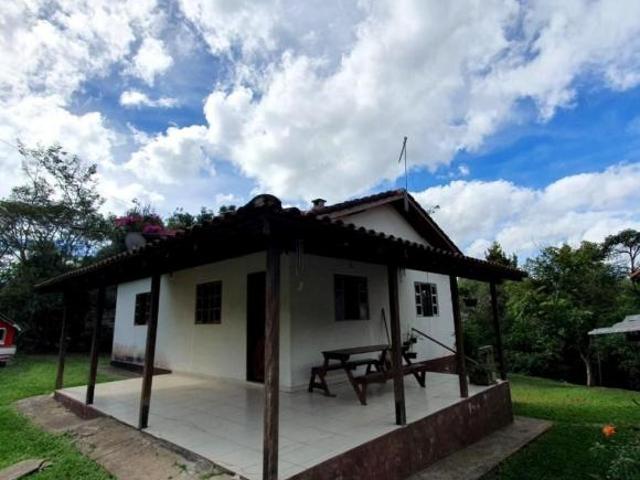 Chácara para Venda em Colombo, Santa Gema, 2 dormitórios, 1 suíte, 2 banheiros, 15 vagas