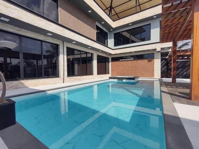 Chácara para venda em Condomínio de Chácaras de Recreio Recanto Jacuba de 1005.00m² com 5 Quartos, 4