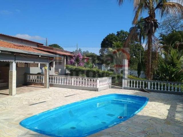 Chácara para venda em Caçapava Velha de 1974.00m² com 3 Quartos, 1 Suite e 2 Garagens