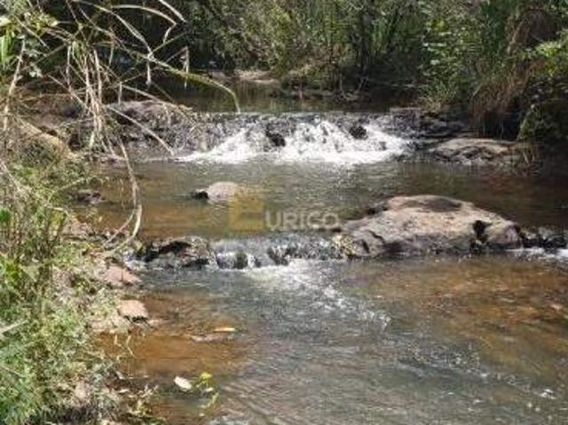 Chácara para venda em CAFEZAL 5 de 307.00m² com 7 Quartos, 1 Suite e 5 Garagens
