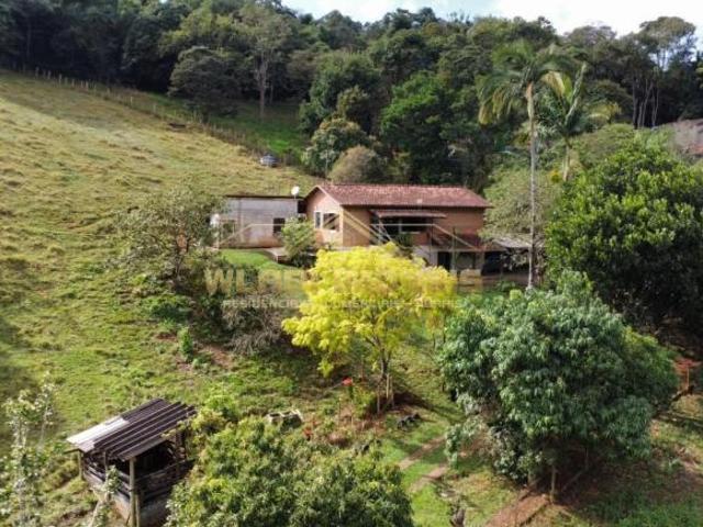 Chácara para Venda em Cambuí, 2 dormitórios
