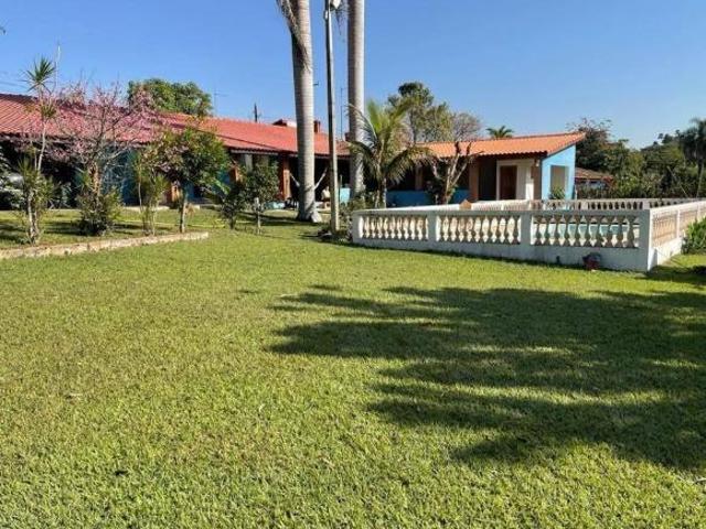 Chácara para venda em Capela do Alto de 2976.00m² com 5 Quartos, 1 Suite e 3 Garagens