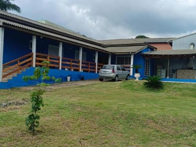 Chácara para venda em Centro de 150.00m² com 3 Quartos, 1 Suite e 10 Garagens