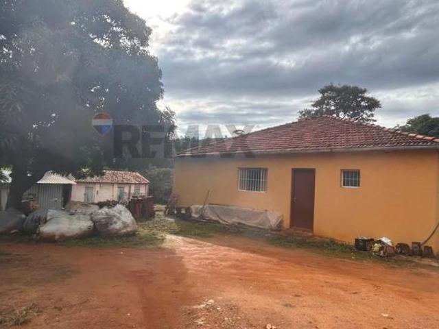 Chácara para venda em Centro de 110.00m² com 4 Quartos e 1 Suite