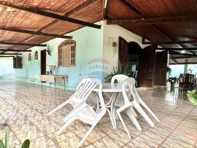 Chácara para venda em Centro de 242.20m² com 2 Quartos, 1 Suite e 2 Garagens