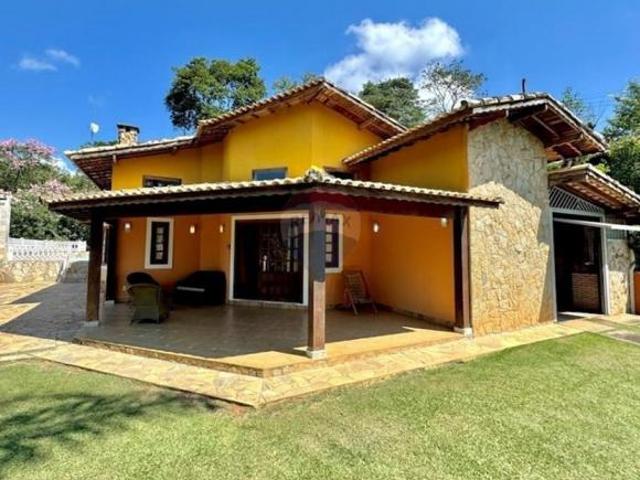 Chácara para venda em Centro de 20000.00m² com 3 Quartos, 1 Suite e 10 Garagens