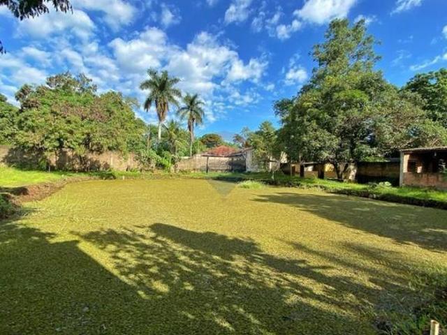Chácara para venda em Centro de 200.00m² com 17 Quartos e 13 Suites