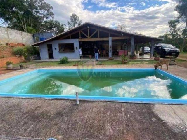 Chácara para venda em Centro de 330.00m² com 4 Quartos e 3 Garagens