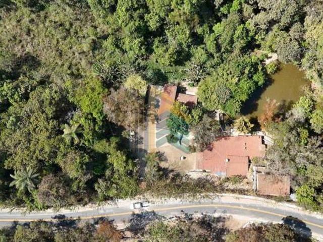 Chácara para venda em Centro de 6000.00m² com 3 Quartos, 1 Suite e 6 Garagens